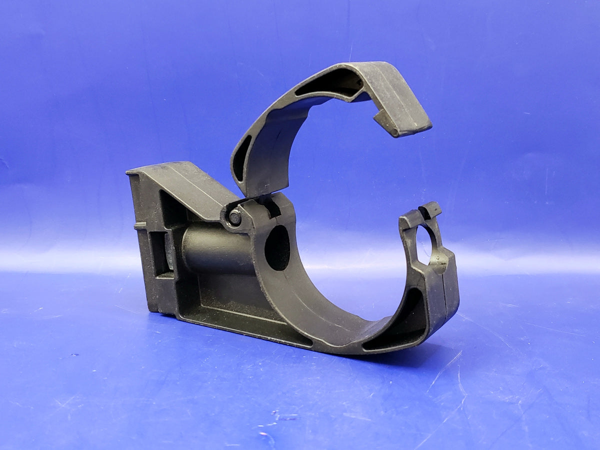 6697 63 01: 2-1/2" (63mm) Pipe Hanger – Air Compressor Supply